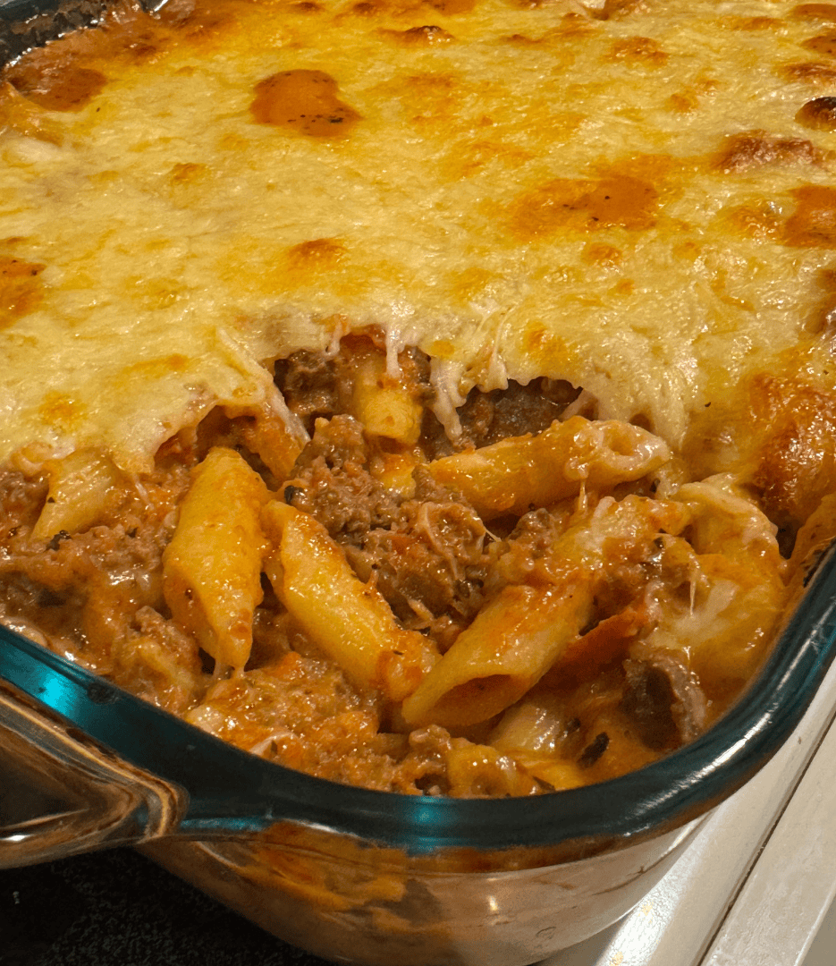 Easy Penne Pasta Bake Recipe with Mozzarella and Marinara - Homely Hens
